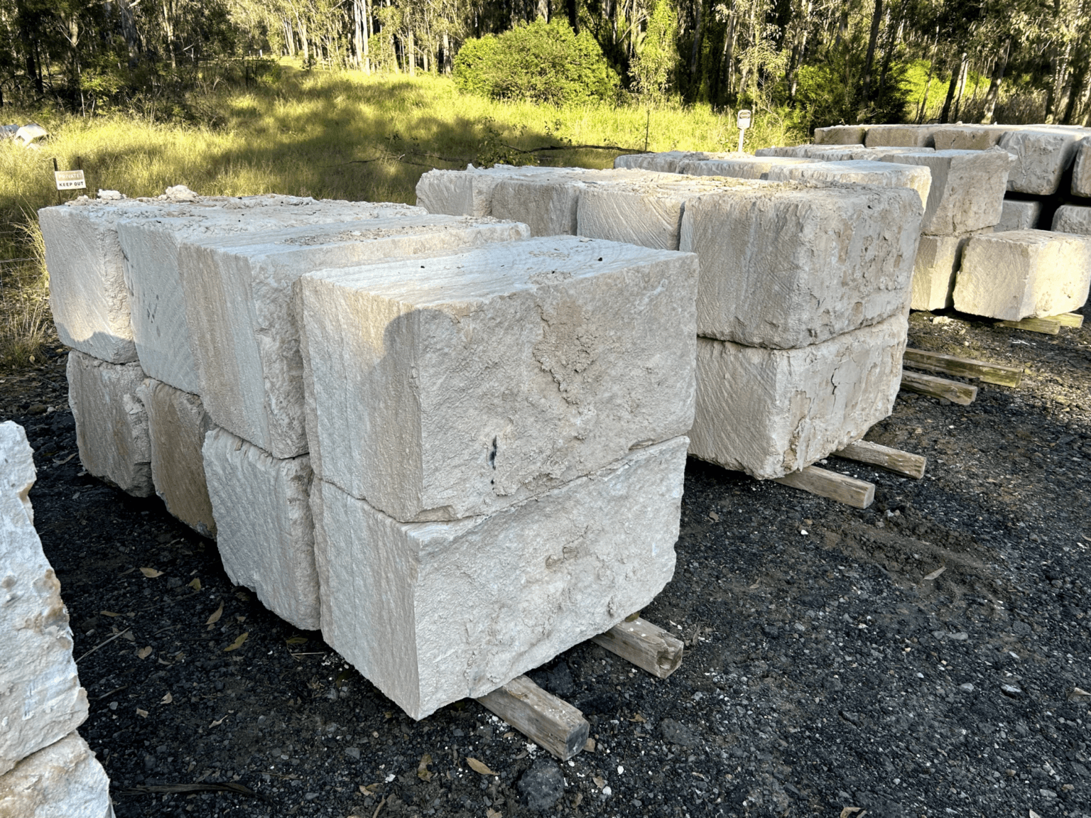 Sandstone 1m Logs - ACM Blocks