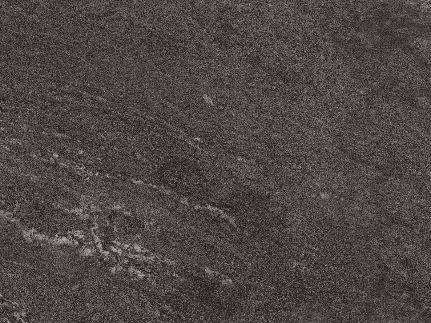 Rocky Nero Porcelain Tiles - ACM Blocks